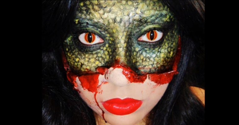 See What’s Inside Me: Shedding Skin Makeup Tutorial – The Year of Halloween